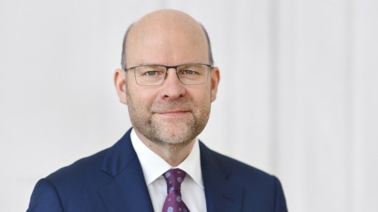 Gordon Riske continuará cinco años más como director ejecutivo del ...